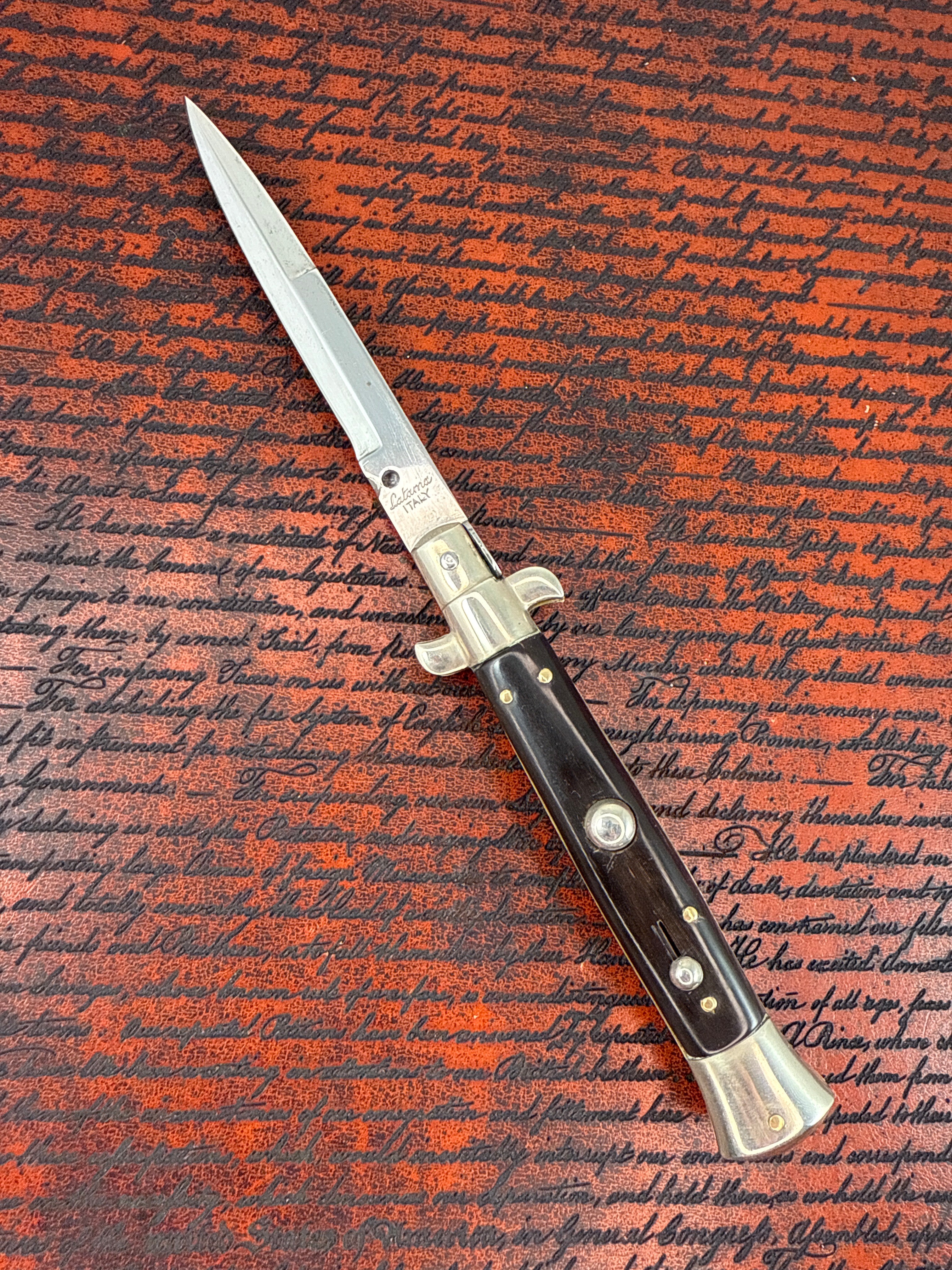 Latama Italian switch – Judith Knife Company Store